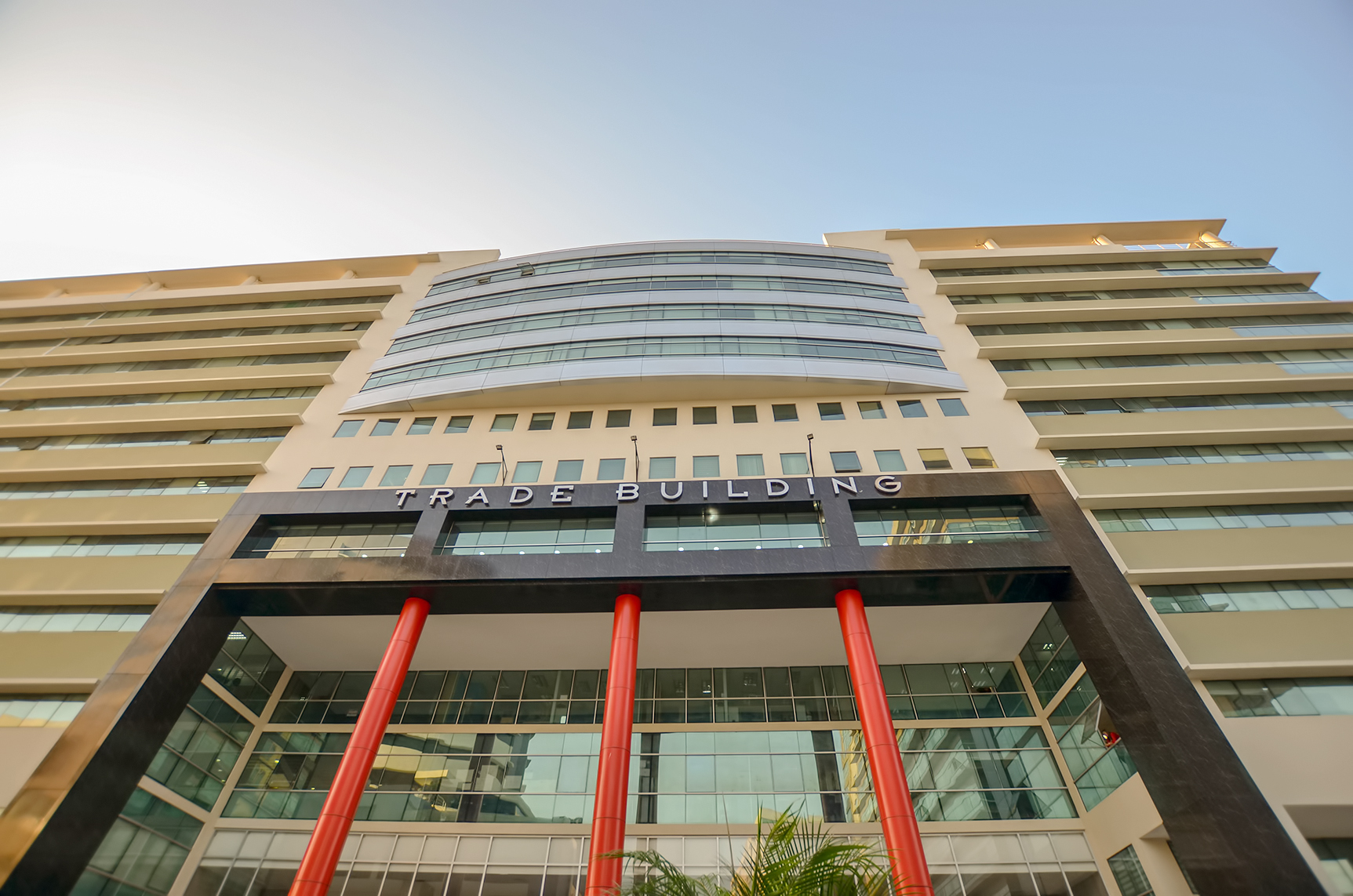 Bodega en venta en Edificio Trade Building sector norte de Guayaquil ...