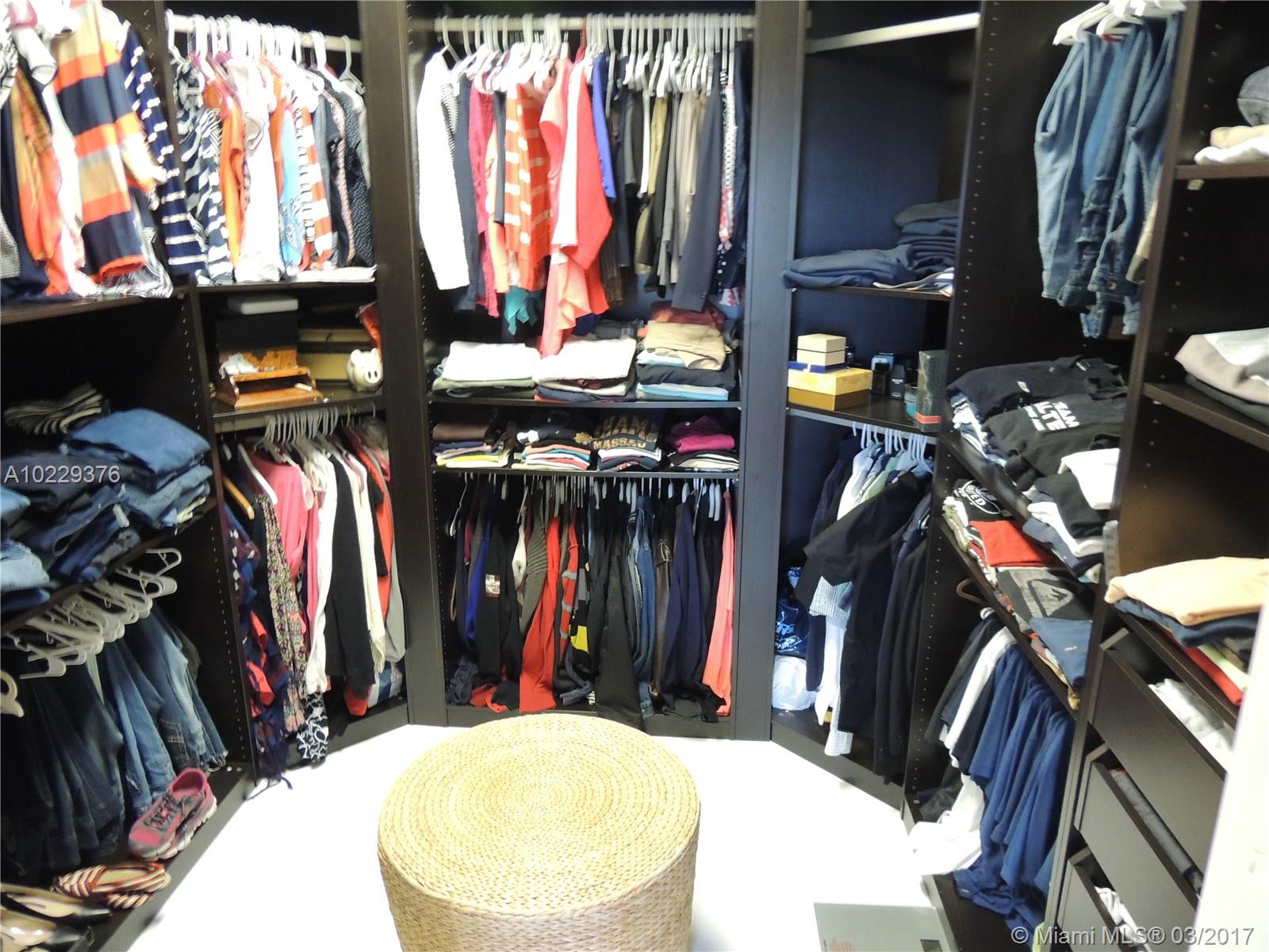 Casa a la Venta en Miami - Isles at Grand Bay Doral | GeoBienes