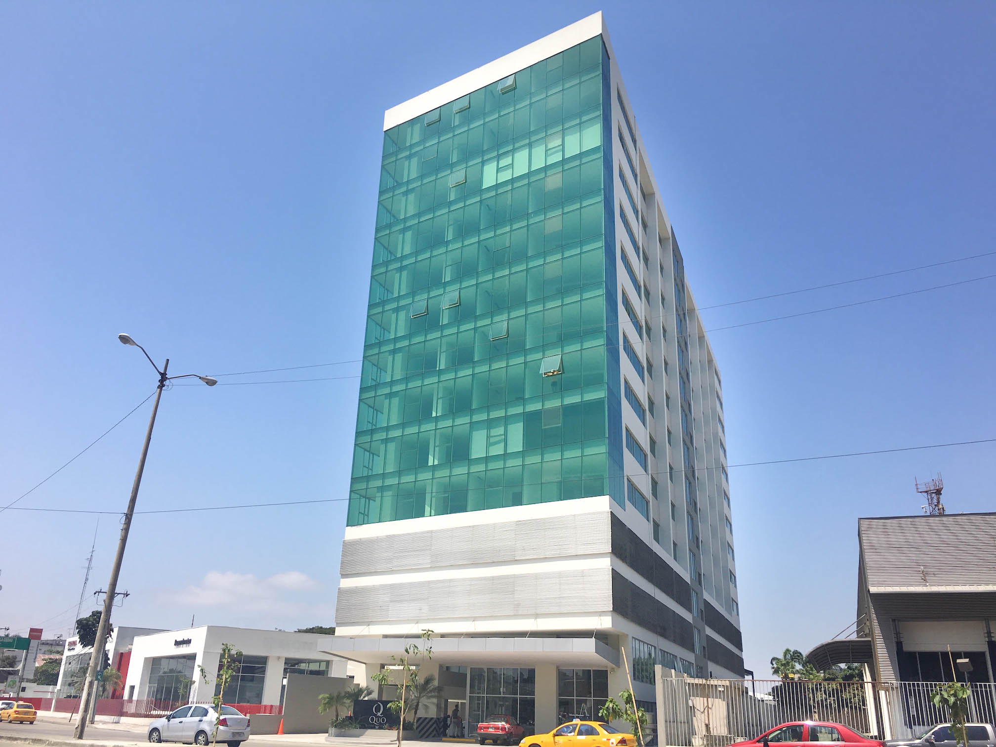 En venta Departamento a Estrenar en Edificio QUO | GeoBienes