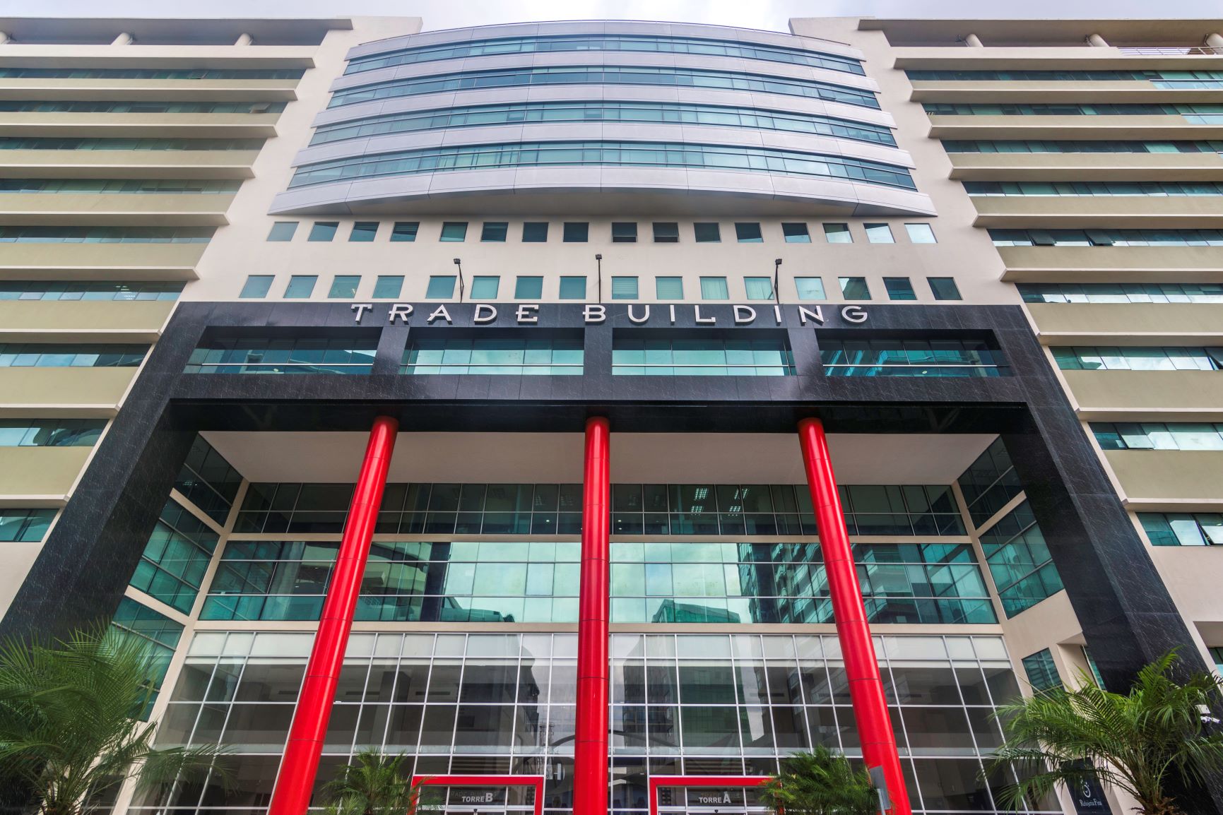 Oficina en alquiler Edificio Trade Building, Norte de Guayaquil | GeoBienes