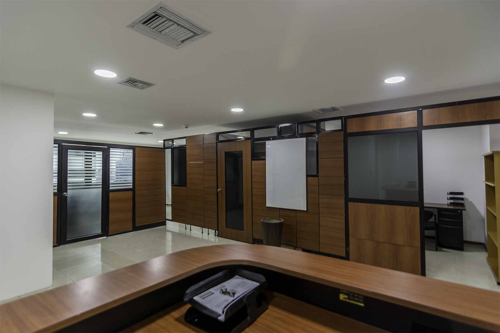 Oficina en alquiler Edificio Trade Building , Norte de Guayaquil ...