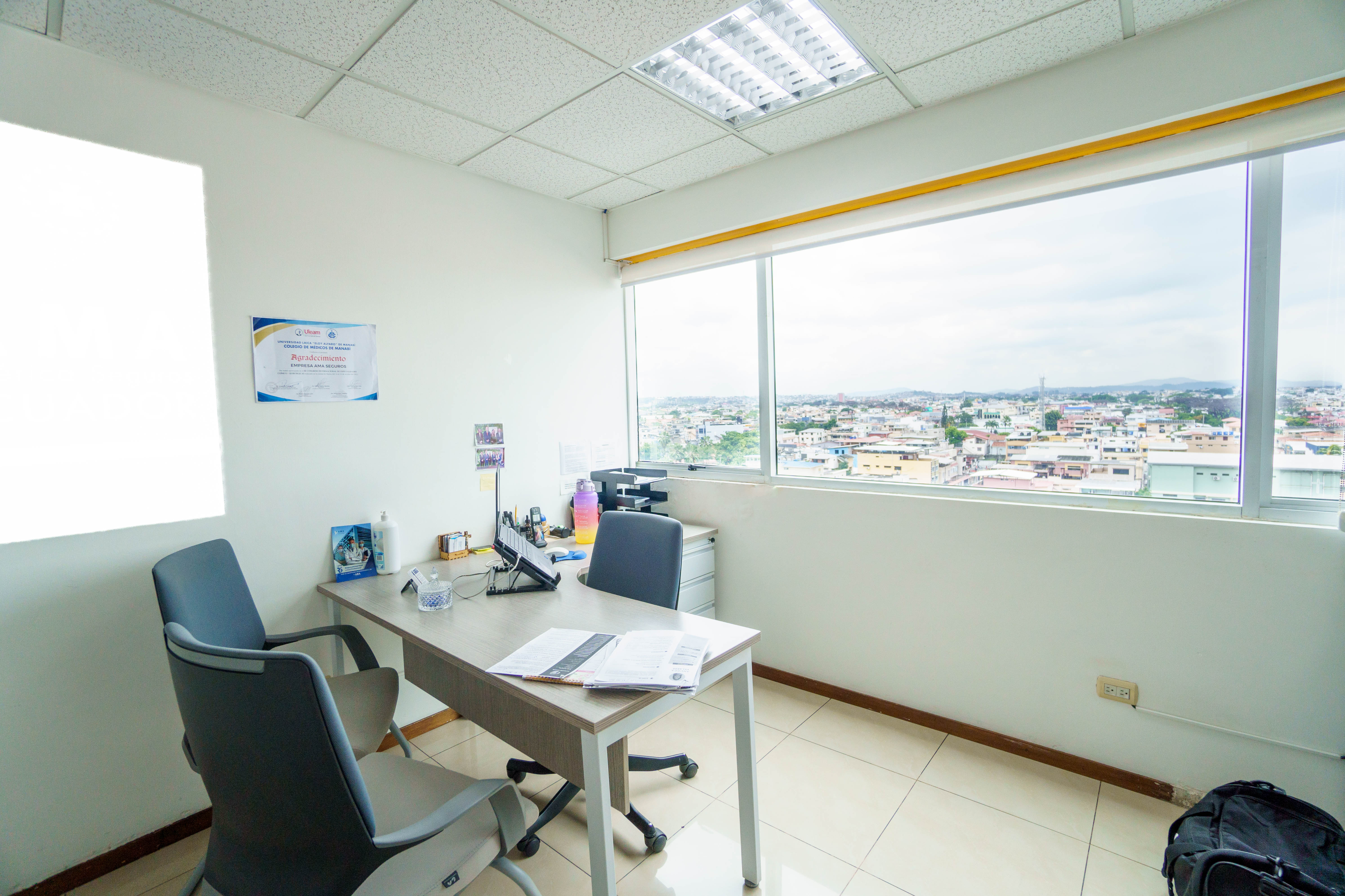 Oficina en venta ubicada en el Edificio Trade Building | GeoBienes