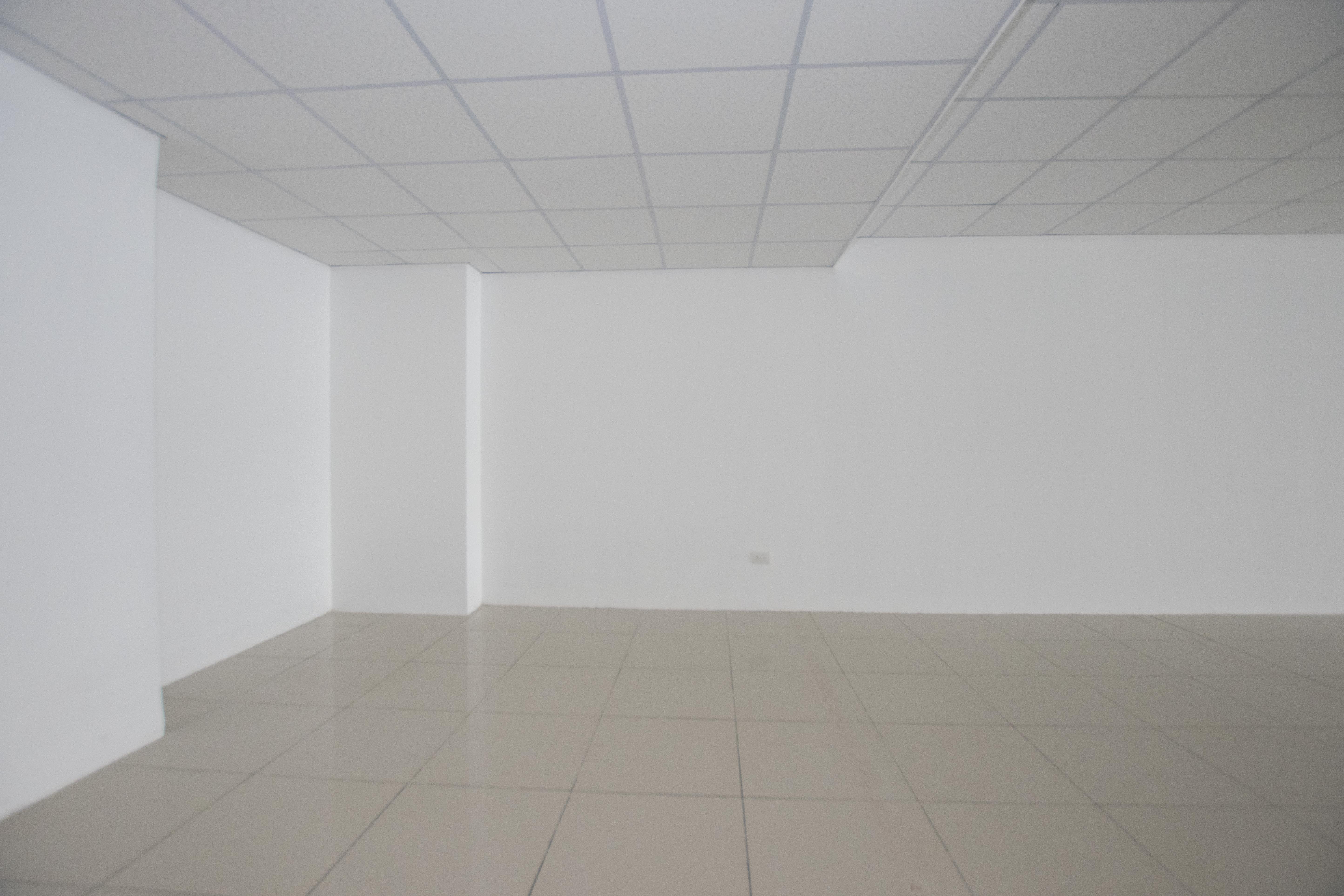 Oficina en venta ubicada en el Edificio XIMA, Samborondón | GeoBienes